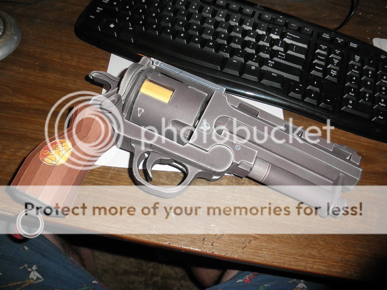 Samaritan Gun - PaperModelers.com