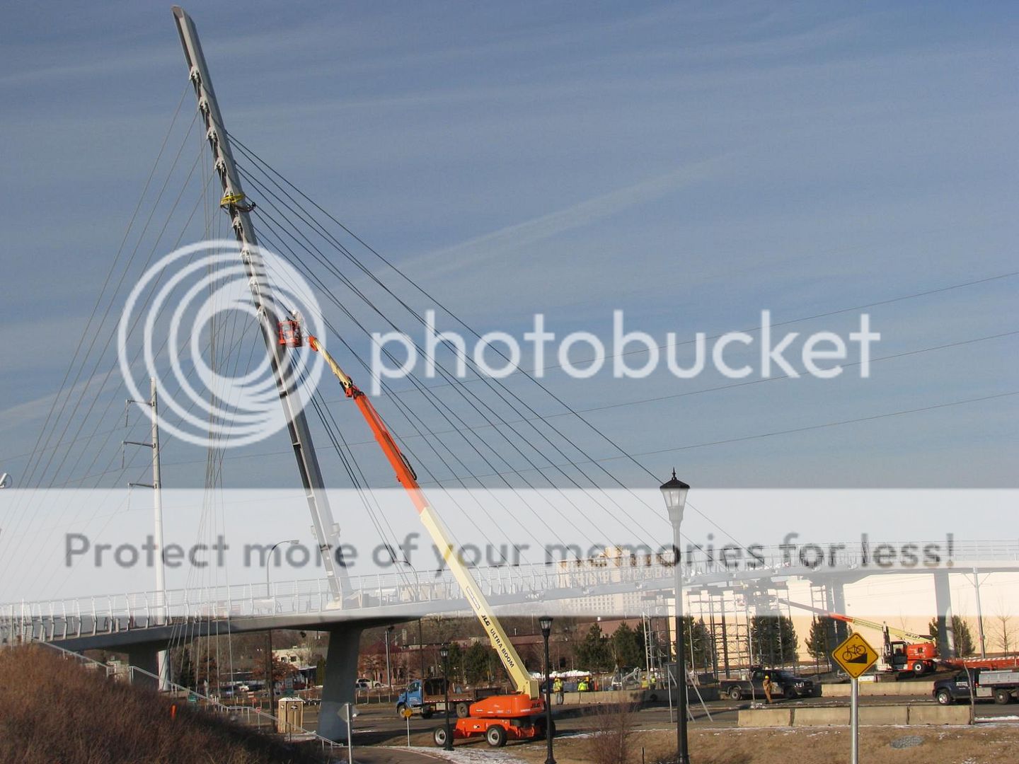 MN: Sabo Bridge cable failure